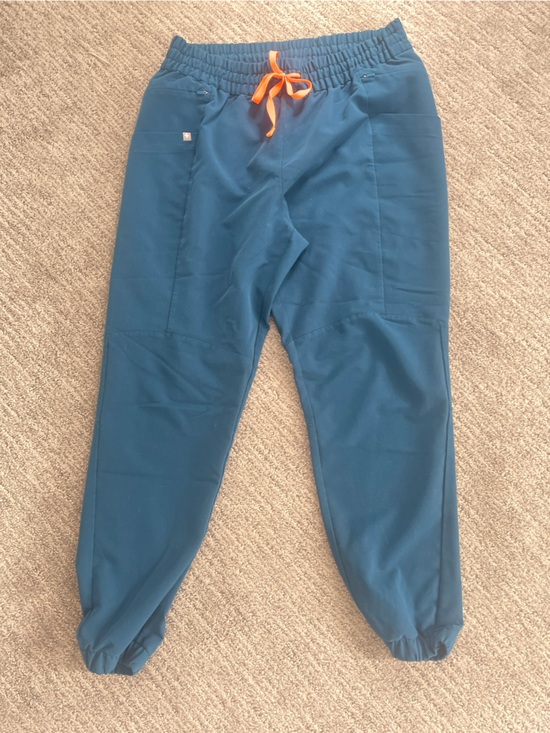 Figs | Pants & Jumpsuits | Figs Alexandria High Waisted Petite Jogger ...